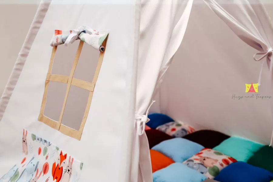 Cort teepee si saltea patchwork - model Anima Friends HT01-01 - domo.ro