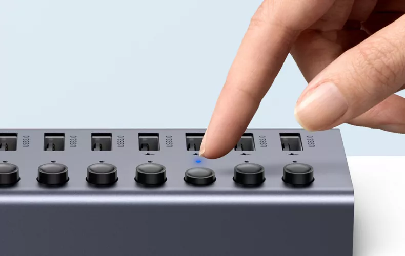 Hub 7 porturi USB 3.0 Negru cu indicator LED compatibil cu PC-uri si ...