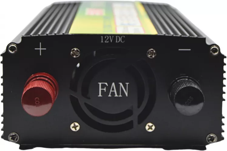 Invertor auto 3500W 12V cu USB si priza 220V MRKT8082 - domo.ro