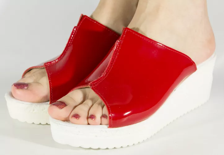 Saboti rosii lac platforma piele naturala SBM5B1 40 SBM5B1__3363__47608