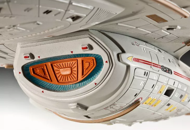 Set De Constructie Model Kit Star Trek 1/670 USS Voyager 51 cm REV04992 ...