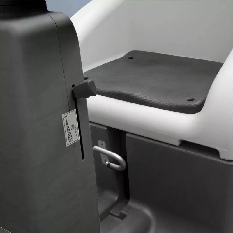 Masina pentru spalat si aspirat pardoseli LAVOR COMFORT XXS66 BT cu ...