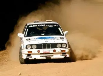 Experienta cu o masina de raliu in Bucuresti B2EMR1 - domo.ro