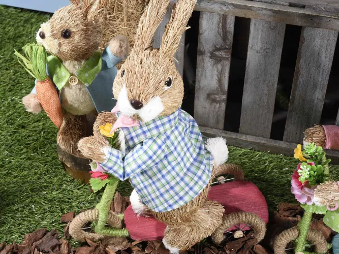 Figurina Iepuras Paste fibre naturale cu bicicleta Boy 25 cm x 12 cm x ...