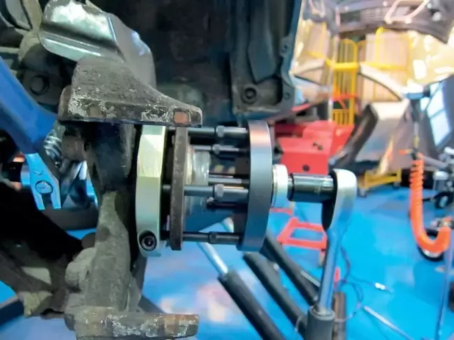 Presa pentru rulmenti Gen II 82mm Ford Volvo QS80874 - domo.ro