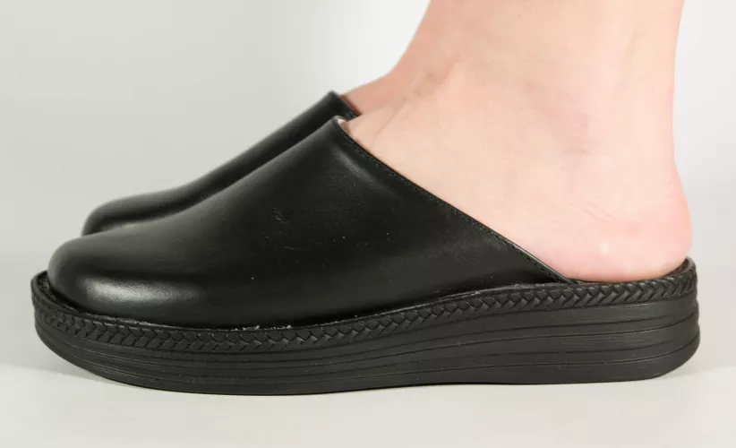 Saboti platforma negri piele naturala cod SBM4A 37