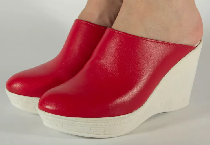 Saboti rosii platforma piele naturala SBM5A 41 - domo.ro
