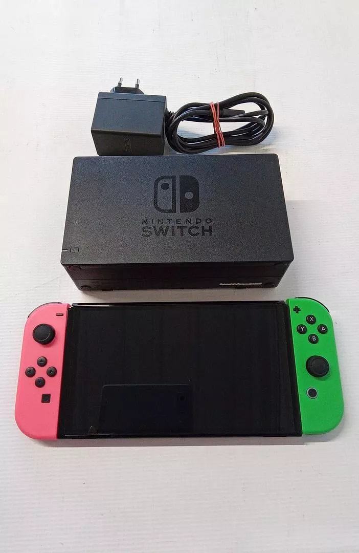 Consola Nintendo Switch negru - RESIGILAT B09L213TTR - domo.ro