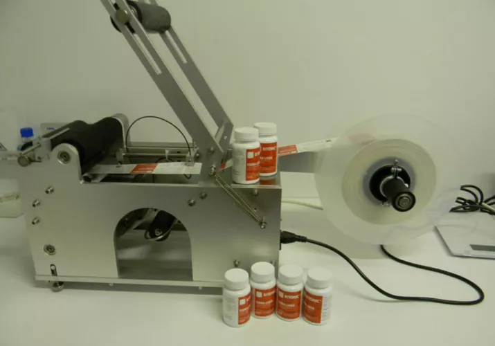 Masina de etichetat Metrc50 - domo.ro